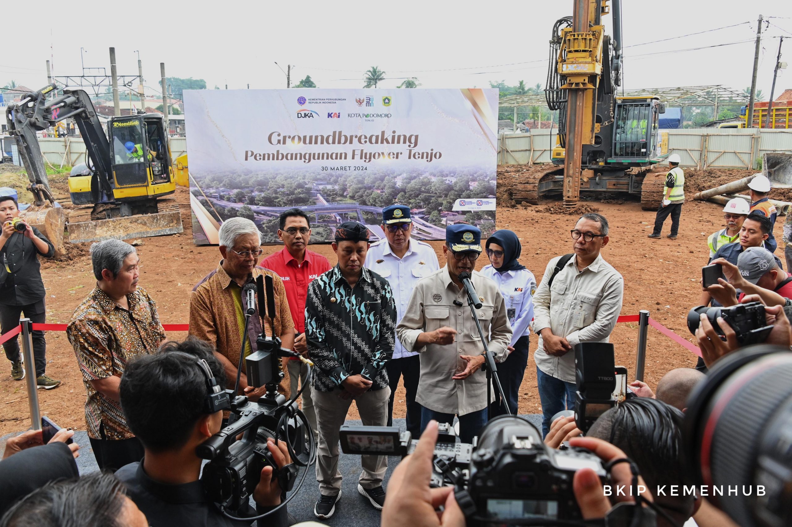 Groundbreaking Flyover Stasiun Tenjo Kabupaten Bogor Oleh Menhub ...